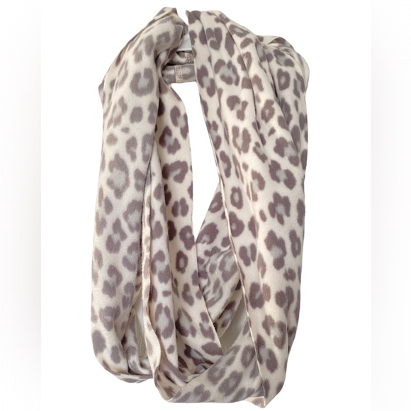 Old Navy | Accessories | Old Navy Cheetah Print Scarf Nwot 2 For | Poshmark